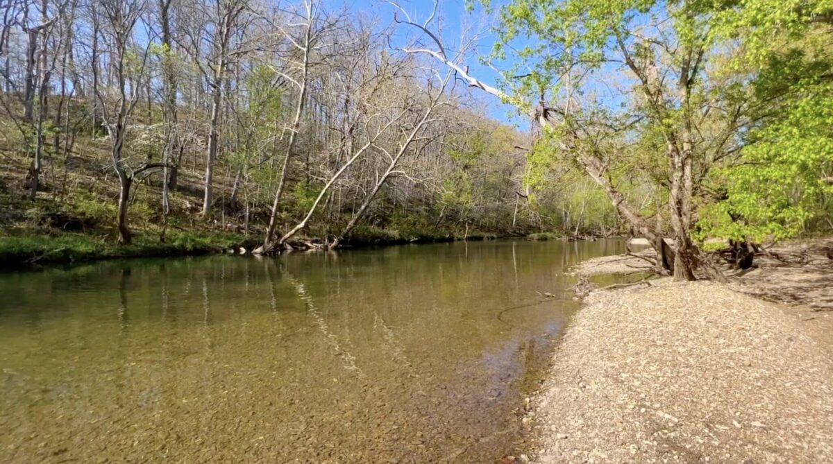 7.858 acres near Springfield, MO with DIRECT frontage on the Finley ...